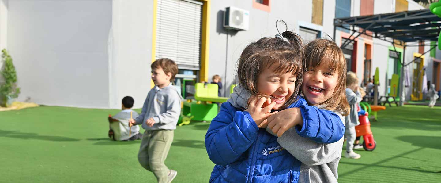 School Uniforms | International Sharing School – Taguspark